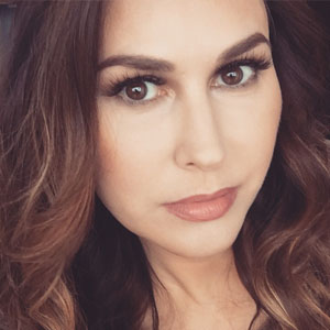 Sarah Siak, PA-C | Advanced Dermatology