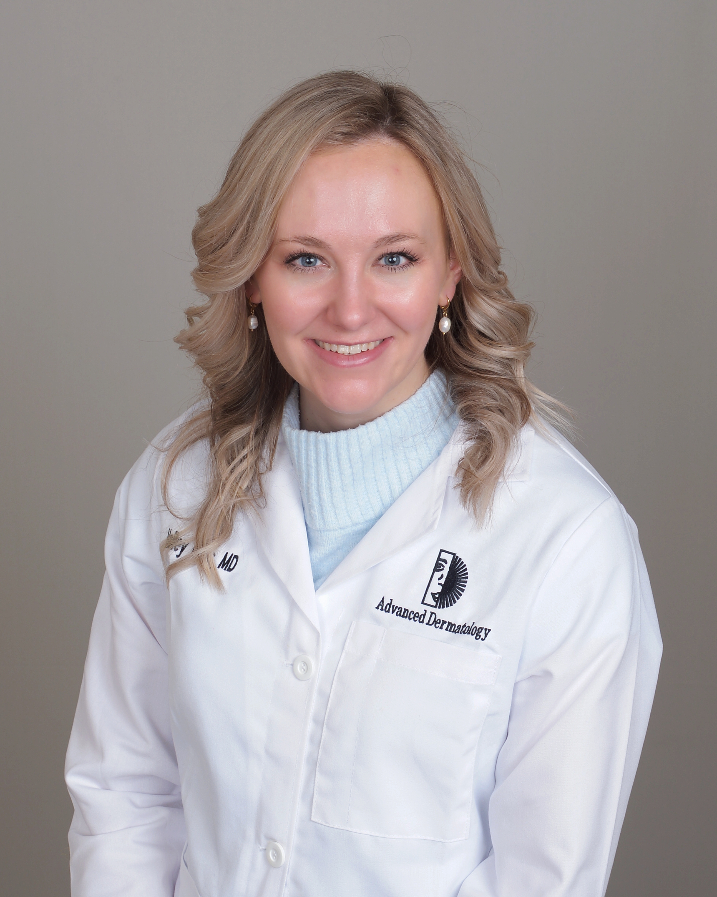 Hailey Olds, MD | Advanced Dermatology